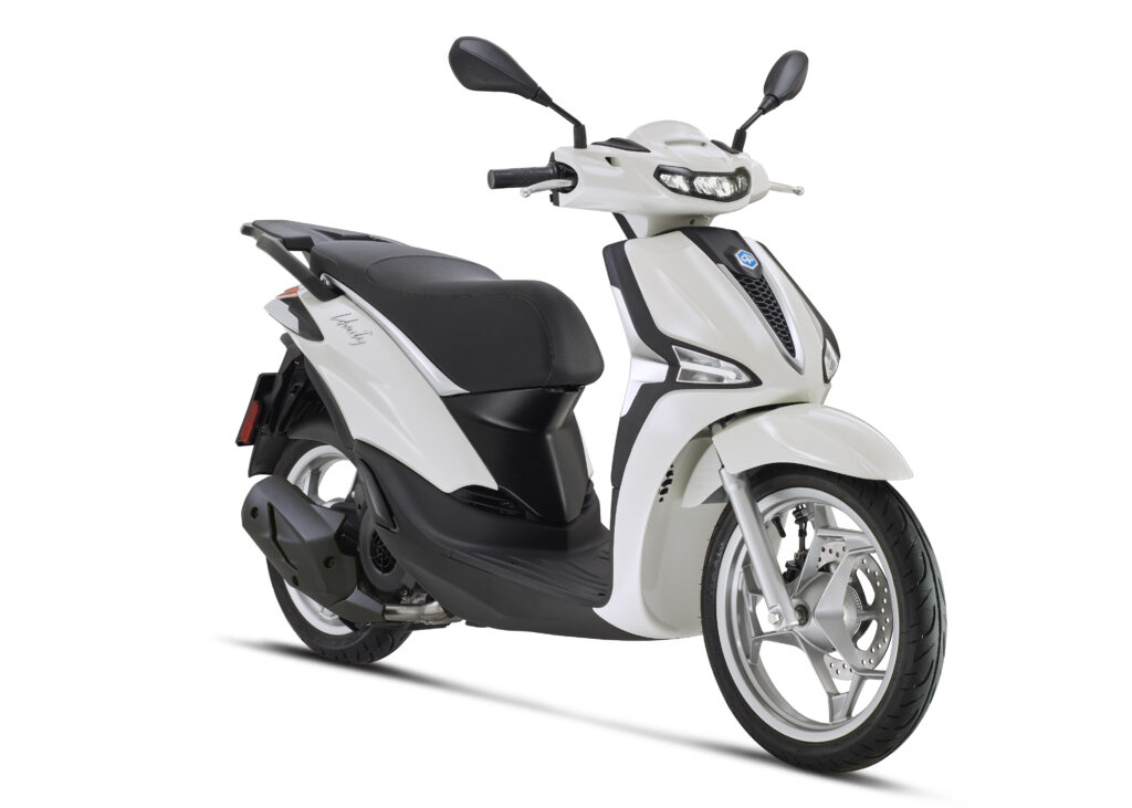 Piaggio Liberty S 2025 White Luna - Piaggio Mùa Xuân